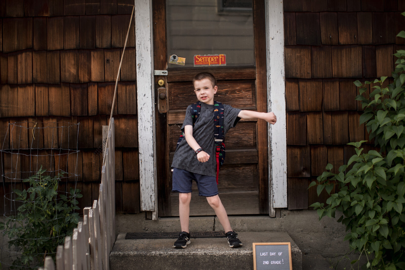 5 Tips for Taking Beautiful Last Day of School Photos of Your Kids ...