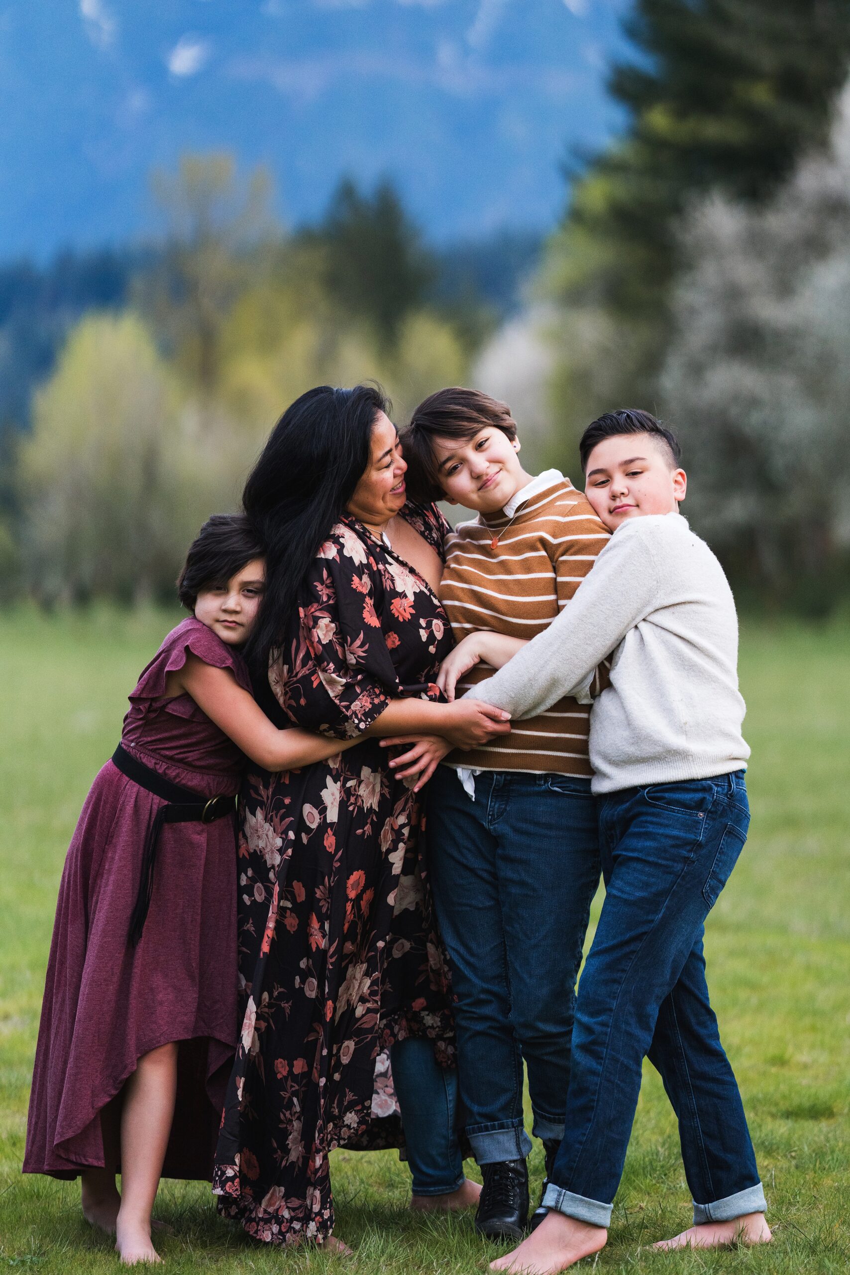Why More Kids Mean More Love in Your Seattle Family Photos - Blog - PNW ...